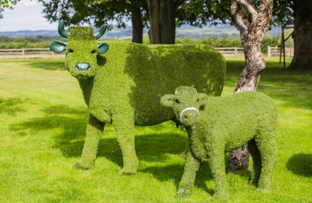 Artificial Grass Animals | Easigrass™ Garden Products